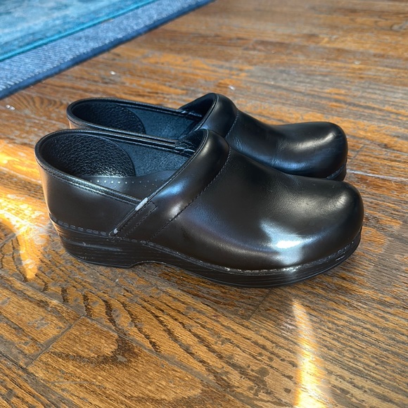 Dansko | Shoes | Dansko Clog Shoe In Black Leather | Poshmark